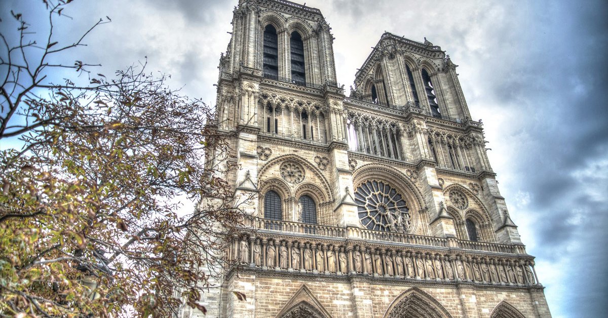 Brandkatastrophe in Notre-Dame: Kardinal Woelki trauert mit Franzosen