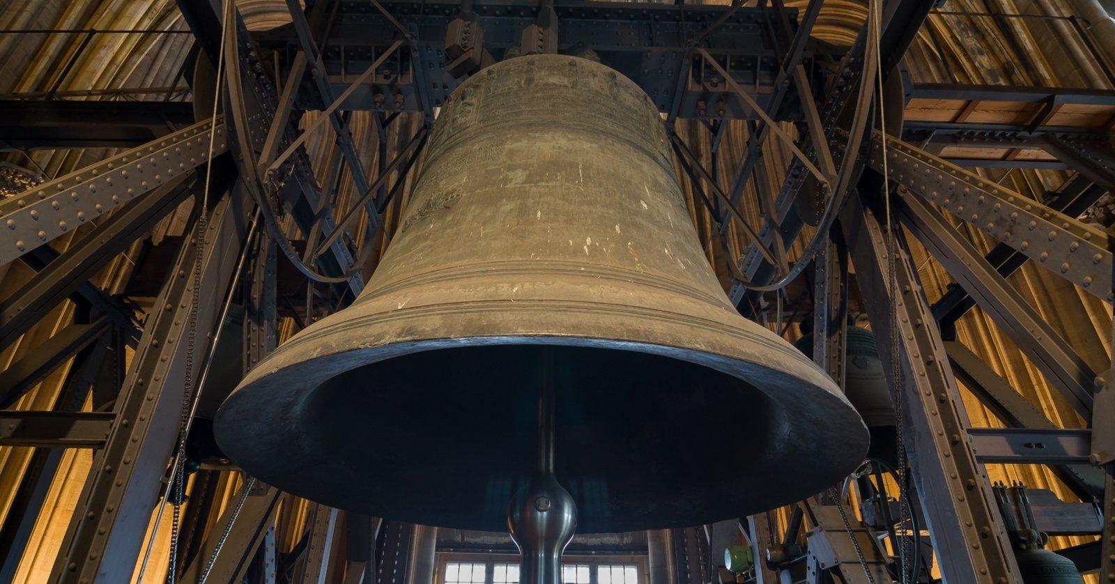 100 Jahre Petersglocke im Kölner Dom