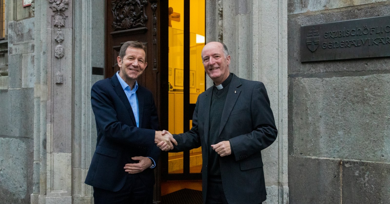 Amtsleiter Frank Hüppelshäuser nimmt Dienst im Erzbischöflichen ...