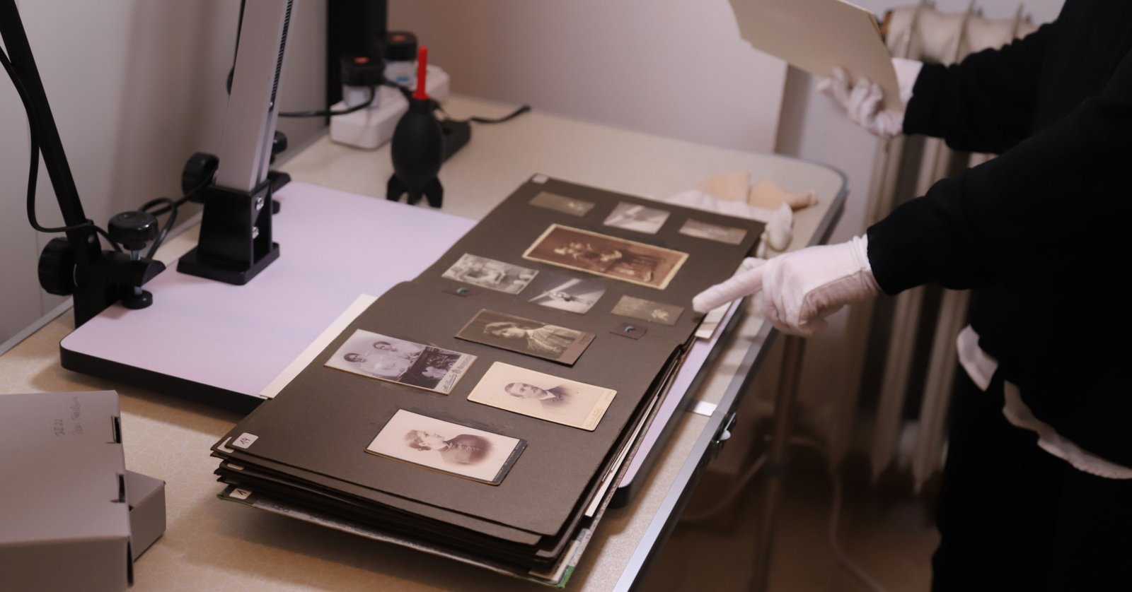 Digitalisierung der Fotosammlung: Einblicke in das Leben von Edith Stein